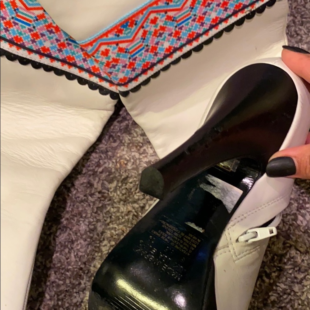 Knee Boots / Limited Edition - Gem